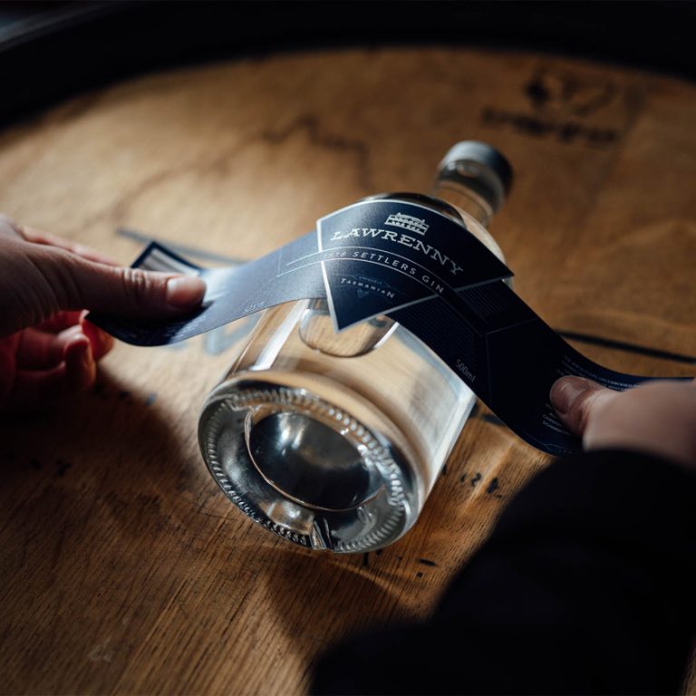 1818 Settlers Gin | Lawrenny Estate Distillery | Paddock to Bottle ...
